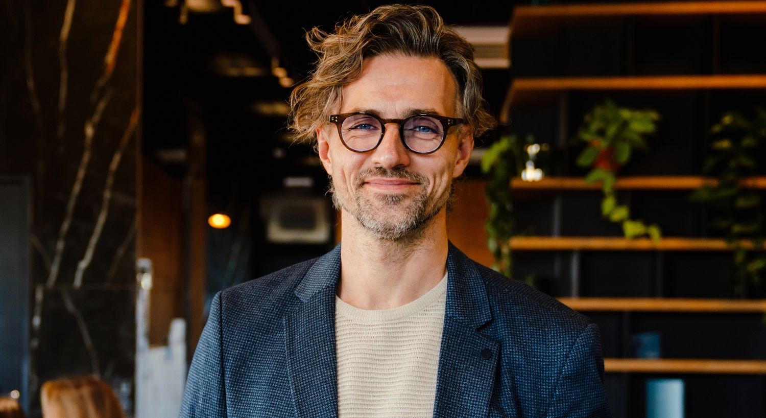 PRP & PRF Hair Restoration in St. Louis | Regrow Naturally